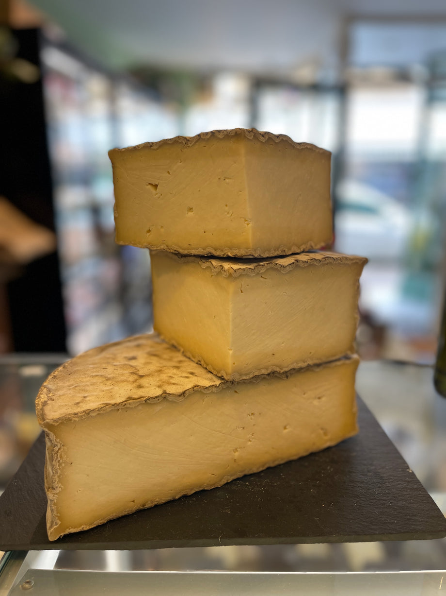 unpasteurized cheese uk