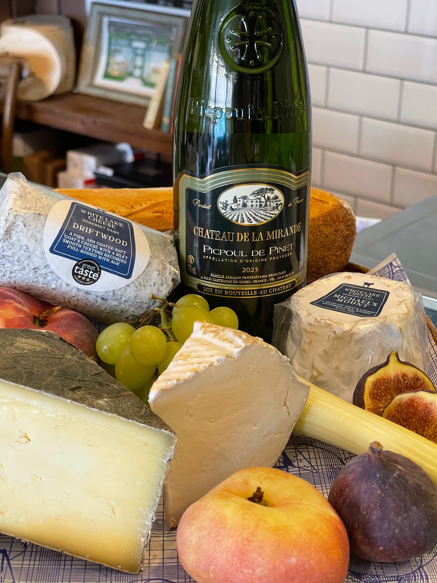 Picpoul de Pinet, Chateau de la Mirande, Languedoc, France. Piquepoul ...